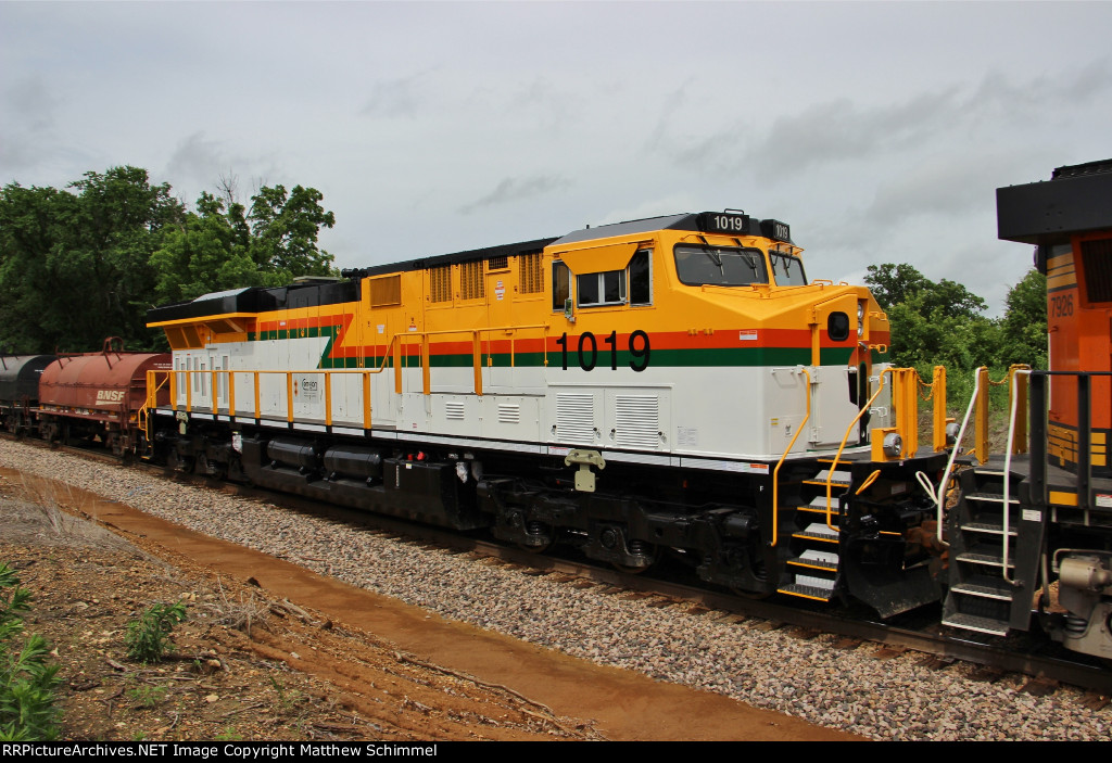 Cerrejon 1019 Engineers Side